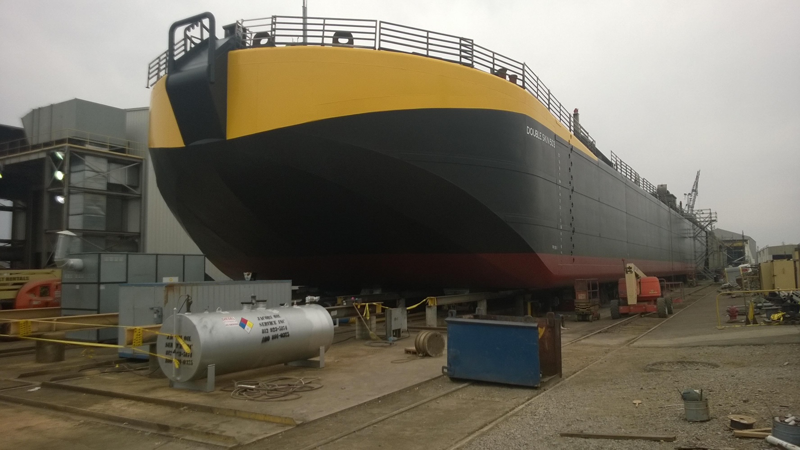 Barges, Locks & Dams - HPP Industrial